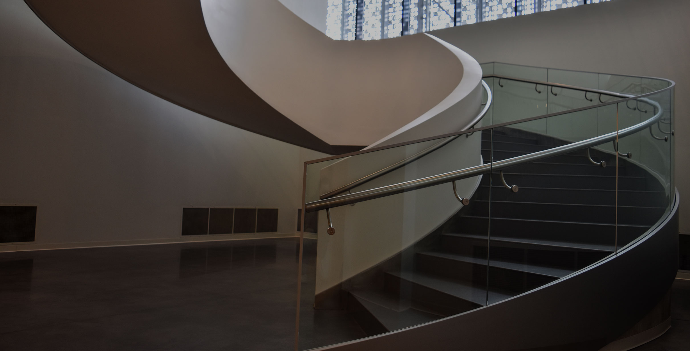 Home | Custom Glass Installation Experts | Luxury Glass Systems